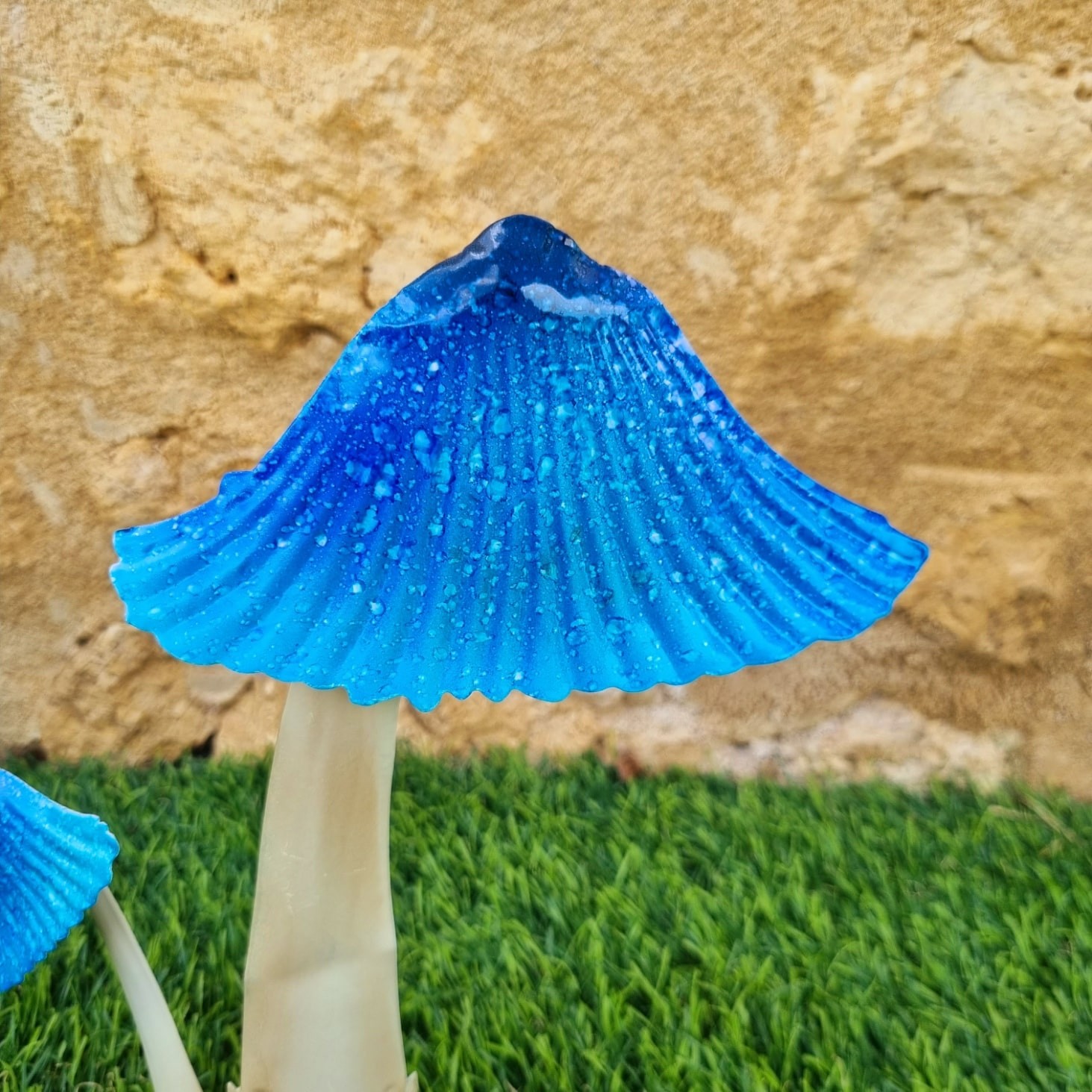 Champignons en fer en duo colorés bleu 8,90 € LEZARD DU JARDIN